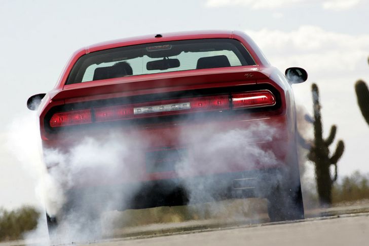 EVOCARS: Dodge Challenger SRT10 Concept