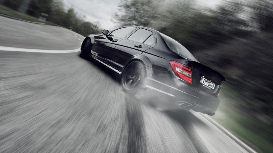HMS C63-RS700 Kompressor: Knapp 700 PS im C63 AMG