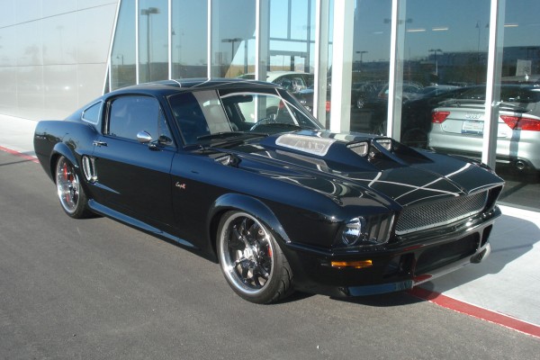 Galerie: Ford Mustang 1967 Obsidian SG-One Coupe Verkauf 2012