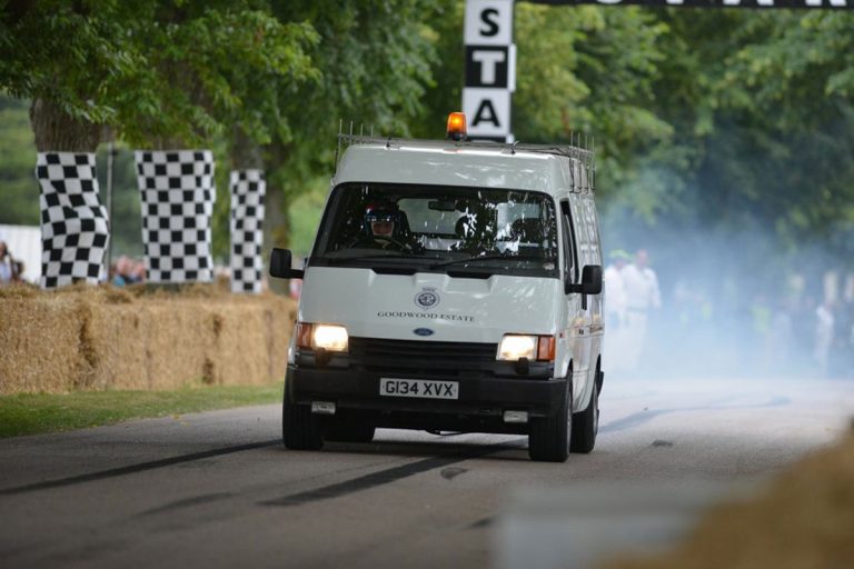 Ford Transit XJ220: Power-Van mit Geschichte