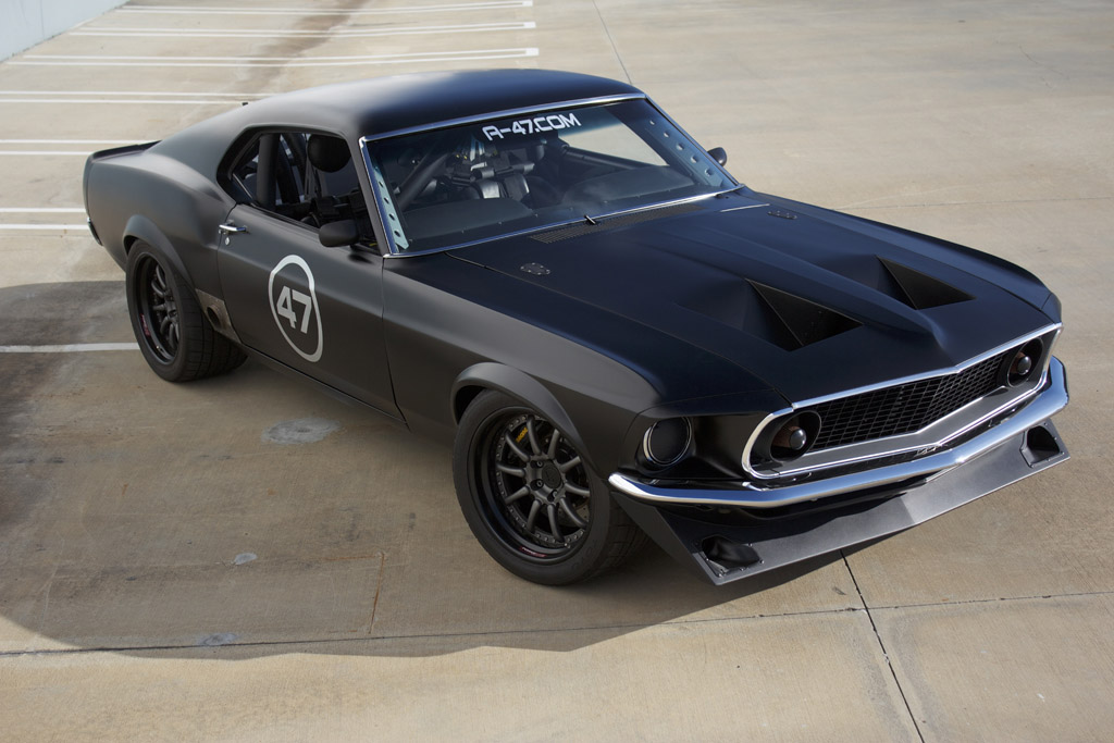 Video: Agent 47 Harbinger Ford Mustang